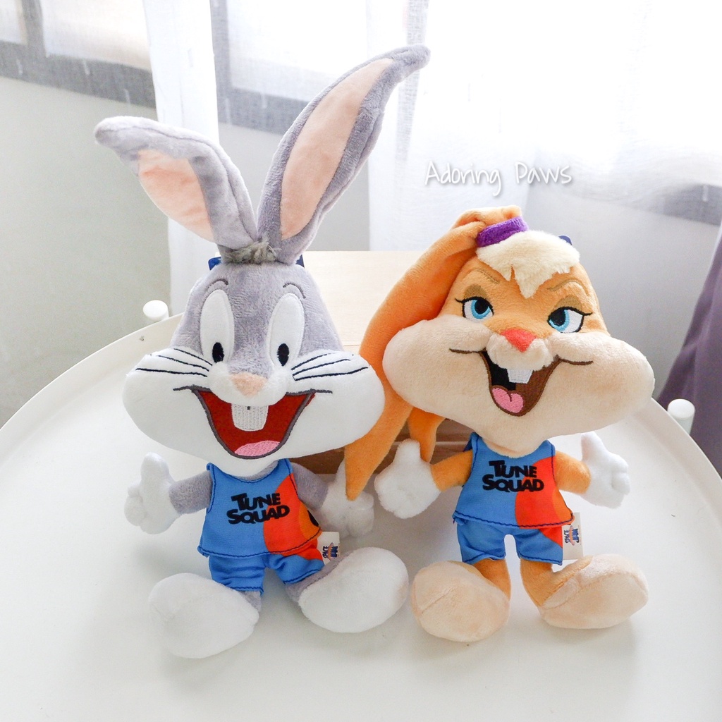 Squeaky Space Jam 2 Tune Squad Looney Tunes Bugs Lola Bunny NBA ...