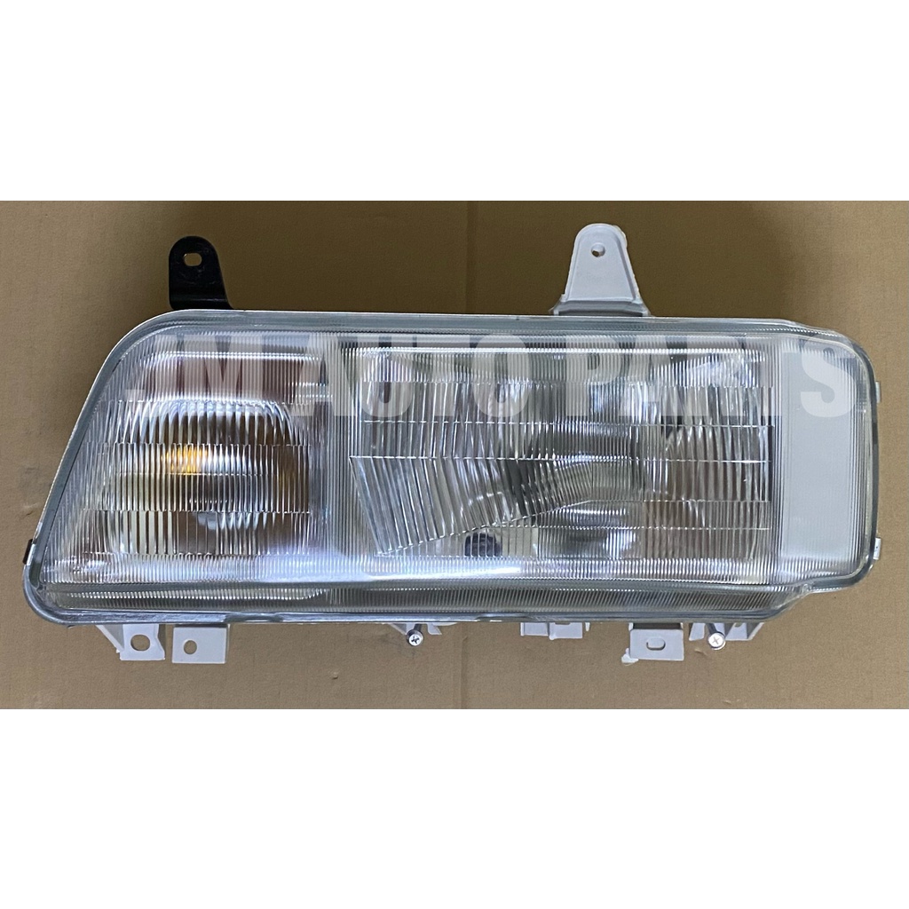 Isuzu Giga 840 FTR FSR FVR WA21R 1993 - 1999 Body Head Light Head Lamp ...