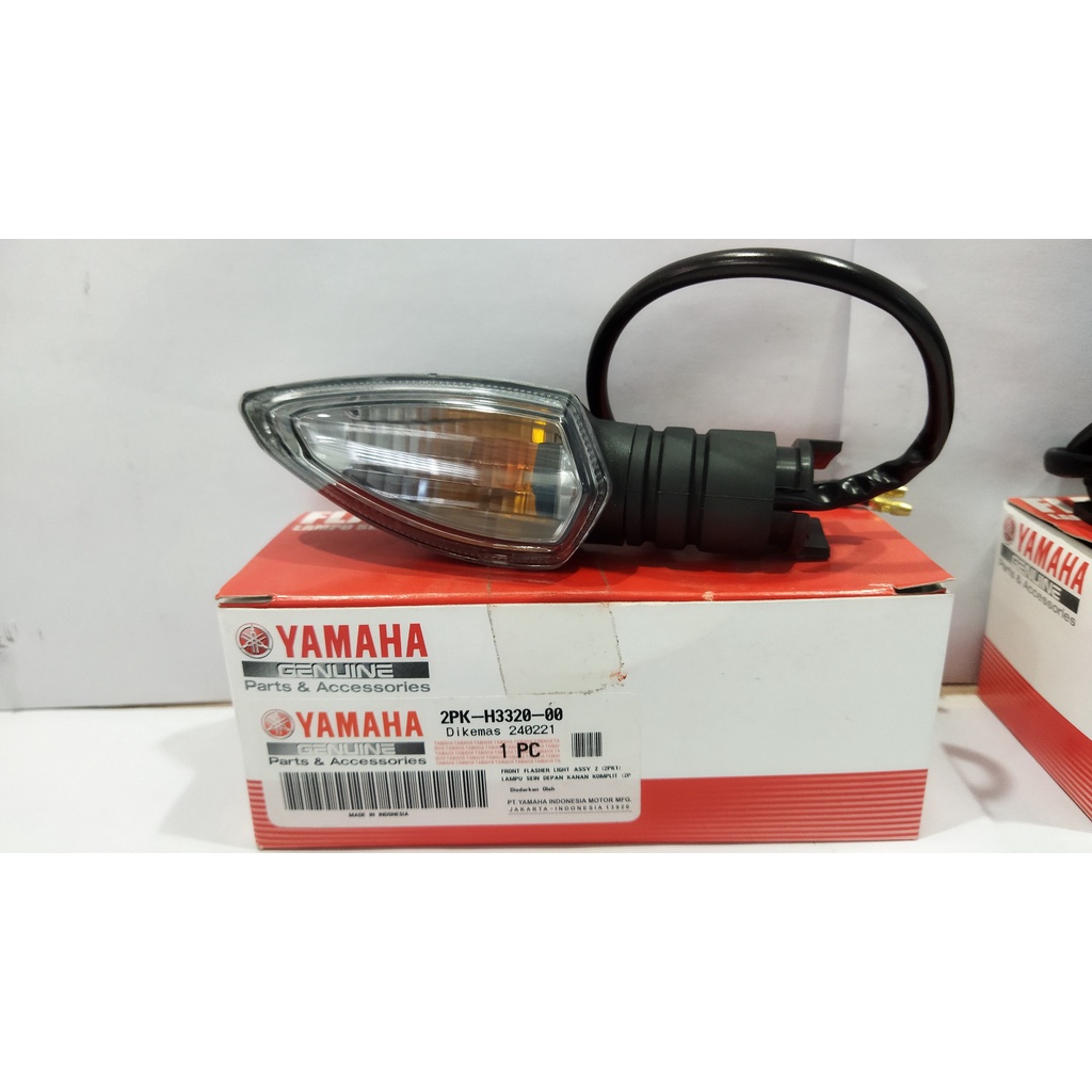 YZF R15 FRONT FLASHER LIGHT (YGP) (GENUINE: RIGHT- 2PK-H3320-00, LEFT ...