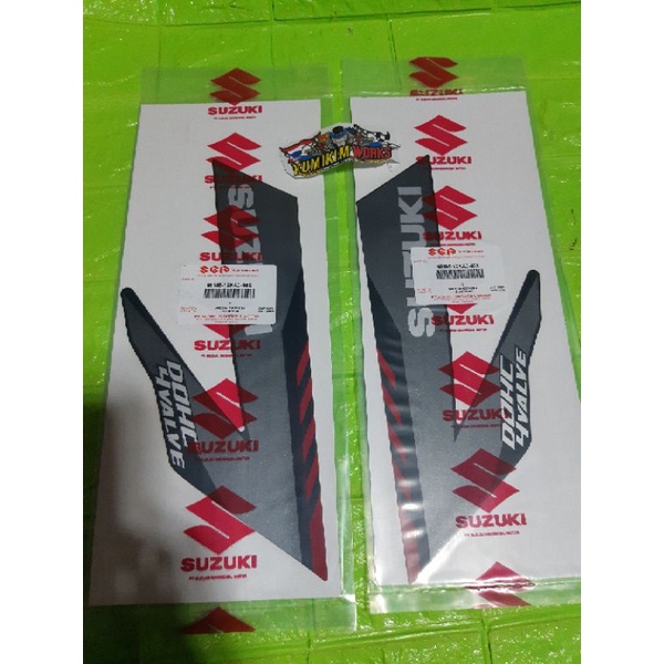 Decal,under cowling upper Left and Right (Raider fi 150) | Shopee ...
