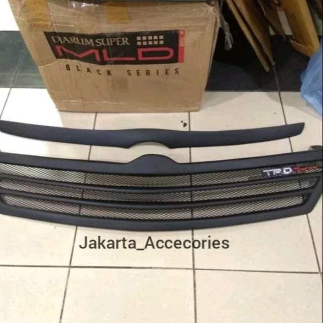 Innova Grill 2009 2010 2011 striped model and TRD emblem | Shopee ...