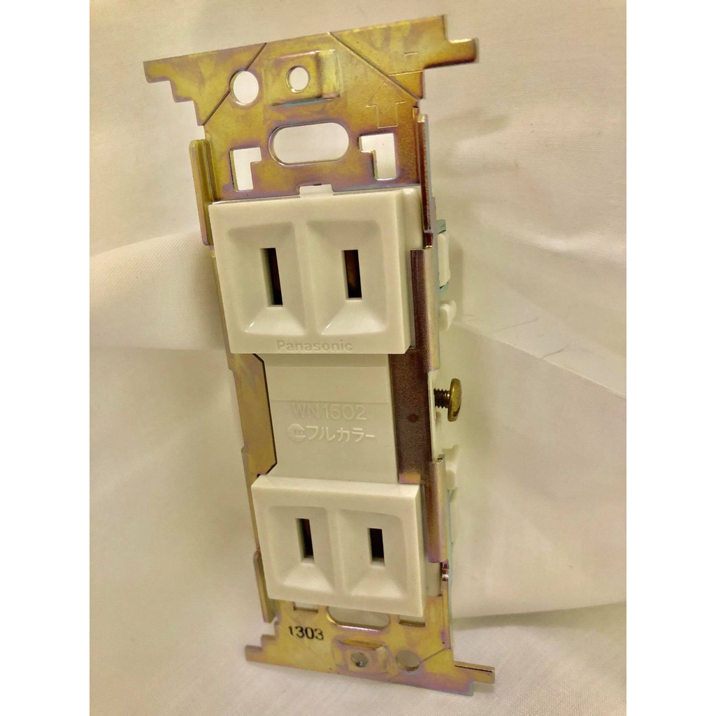 Panasonic Flat Pin Outlet Modern Series WN-1001-5 | Shopee Philippines