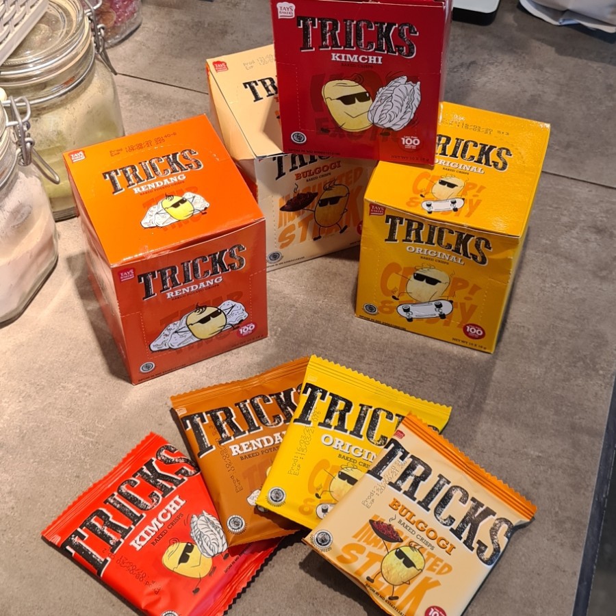 SNACK TRICKS SNACK LOW CALORIEKentang 1 BOX CONTAINS 10 PCS ORIGINAL ...