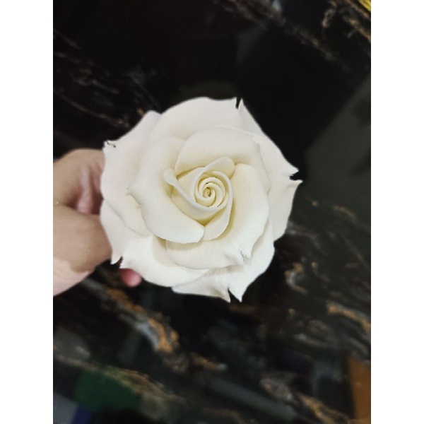 3inch ivory rose edible | Shopee Philippines