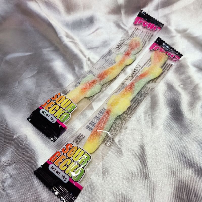 Trolli gummy sour gecko 1 piece | Shopee Philippines