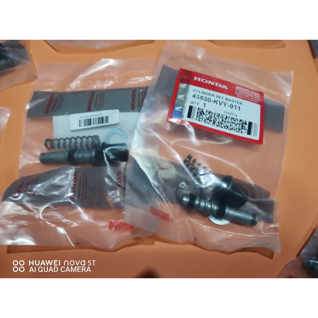 Genuine Honda Cylinder Set Master Honda Click V1 V2, Beat Fi V1 V2 V3 ...