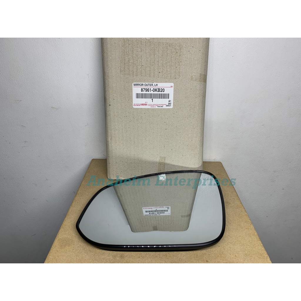 Toyota Hilux 2016 - 2020 Side Mirror Lens Left Hand / Driver Side ...