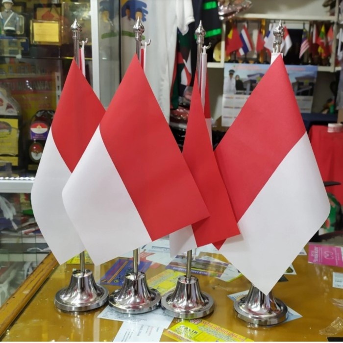 MERAH PUTIH Red And White Table Flag plus stainlis Pole | Shopee ...