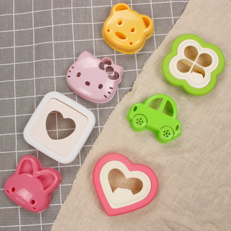 DIY Bread Cut A Variety of Sandwich Molds Toast Cut Love Car Panda ...