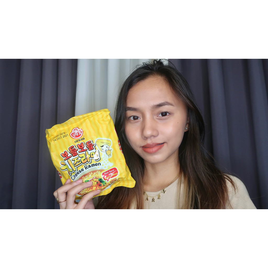 Ottogi Cheese Ramyun / Ramen in pouch, 32 pieces in a box | Shopee ...