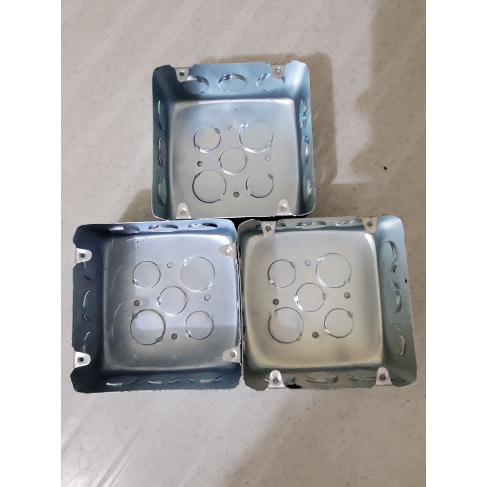 QUAPCOR HEAVY DUTY METAL SQUARE BOX 4 11/16" DEEP TYPE GAUGE 18 AND 16 ...