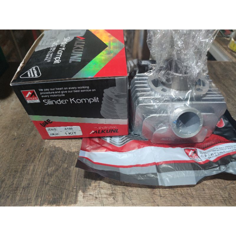 Cylinder block assembly, complete with piston and ring, for suzuki A100 ...