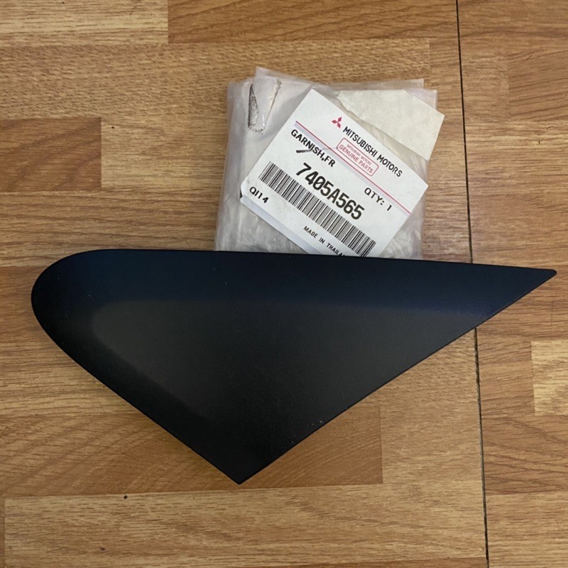 Mitsubishi Mirage Side Mirror Pillar Garnish LH- 7405A565 - [G4 ...