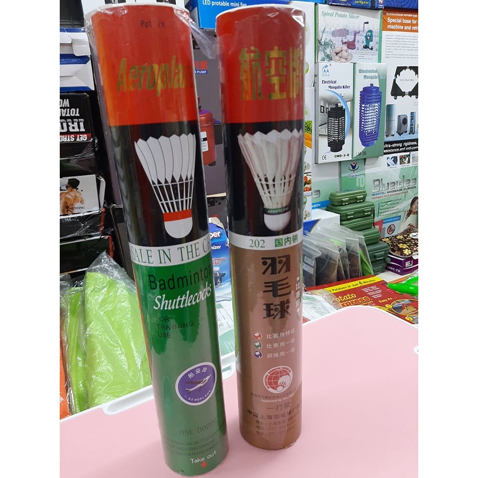 AEROPLA BADMINTON SHUTTLECOCK (12pcs) in one tube contains | Shopee ...