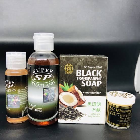HITAM Package 4 IN 1 Fast Powerful Glowing Face Whitening Cream Sp ...