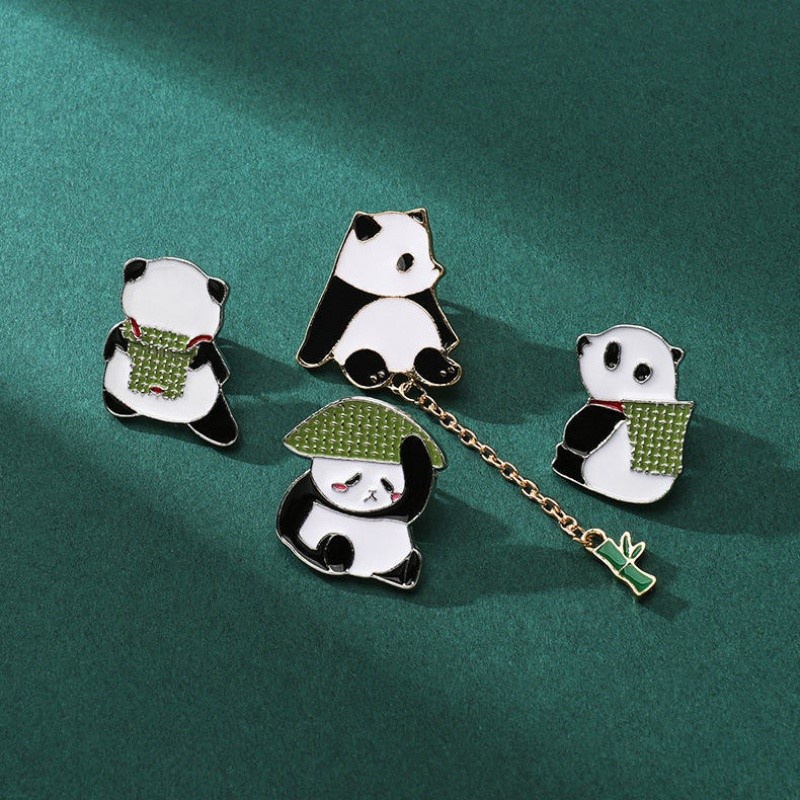 Fashion Cute Panda Brooch Female Cartoon Cute Badge Personalized Couple ...