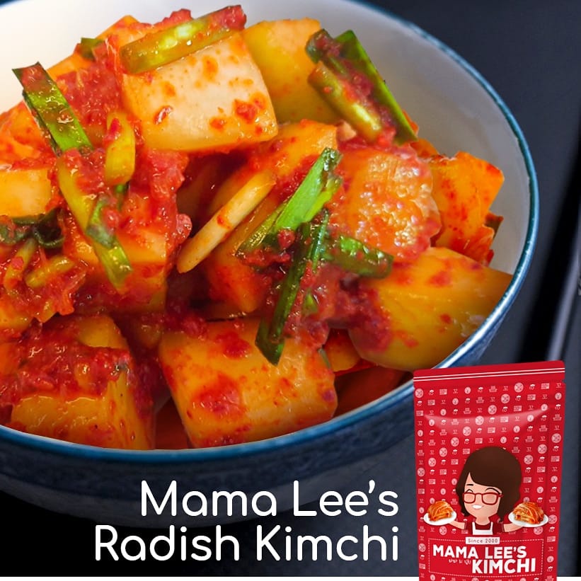 MASARAP Mama Lee`s Radish Kimchi - 200g/Spring onion kimchi | Shopee ...
