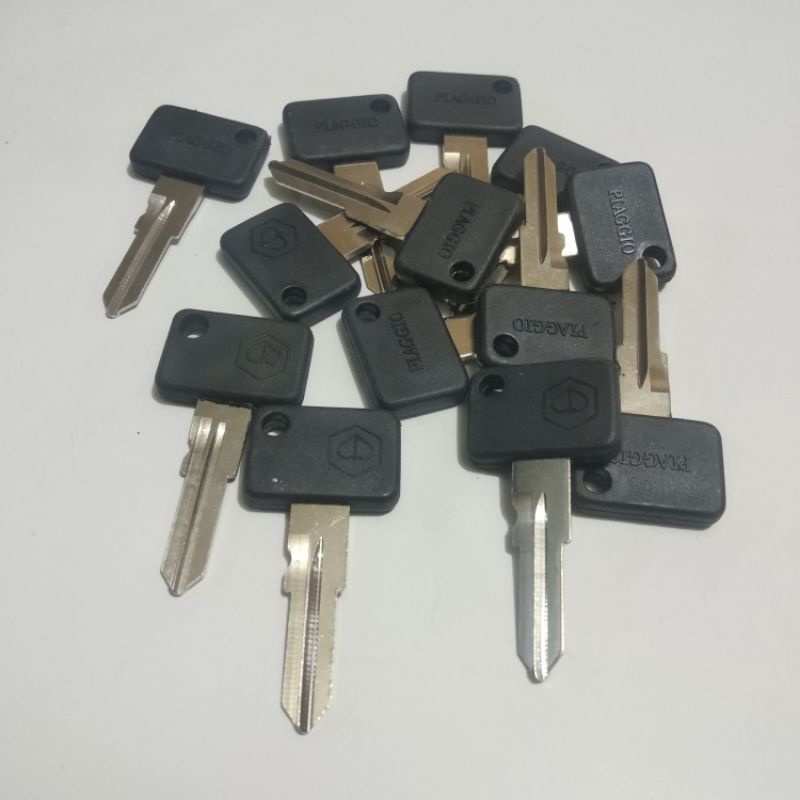 Vespa leaf key Vespa px series | Shopee Philippines