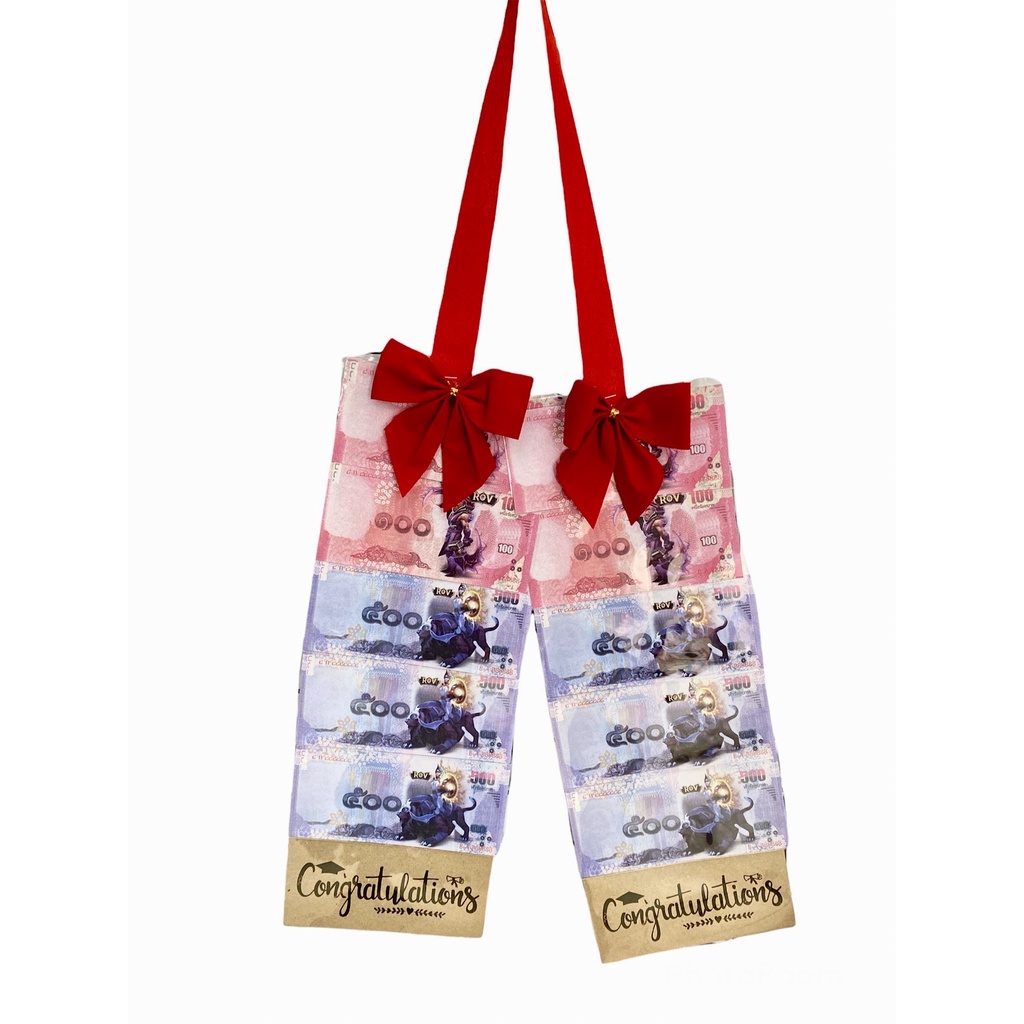 Empty Garland Finished With A Picture Neck Steering Wheel Banknote ...