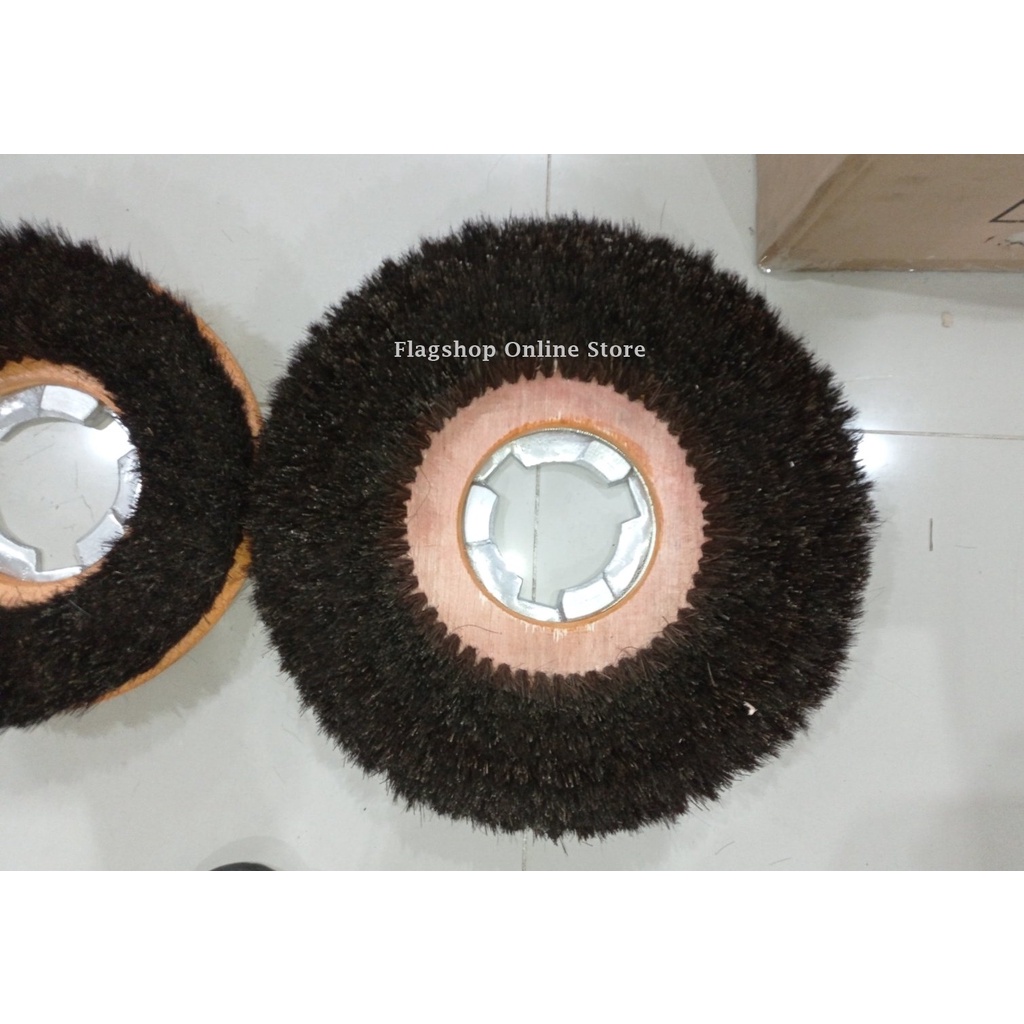 WILSON Floor Polisher Brush WITH Bracket Included (Cabo Negro) | Shopee ...