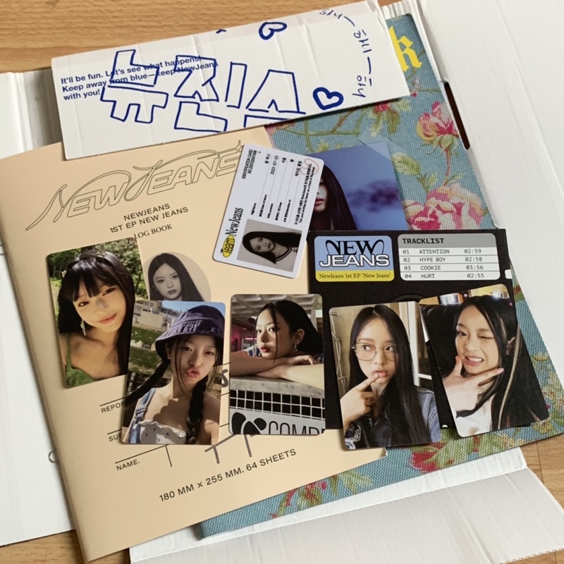 Ina Ready To Send unsealed new jeans hanni (Includes log book, pin up ...