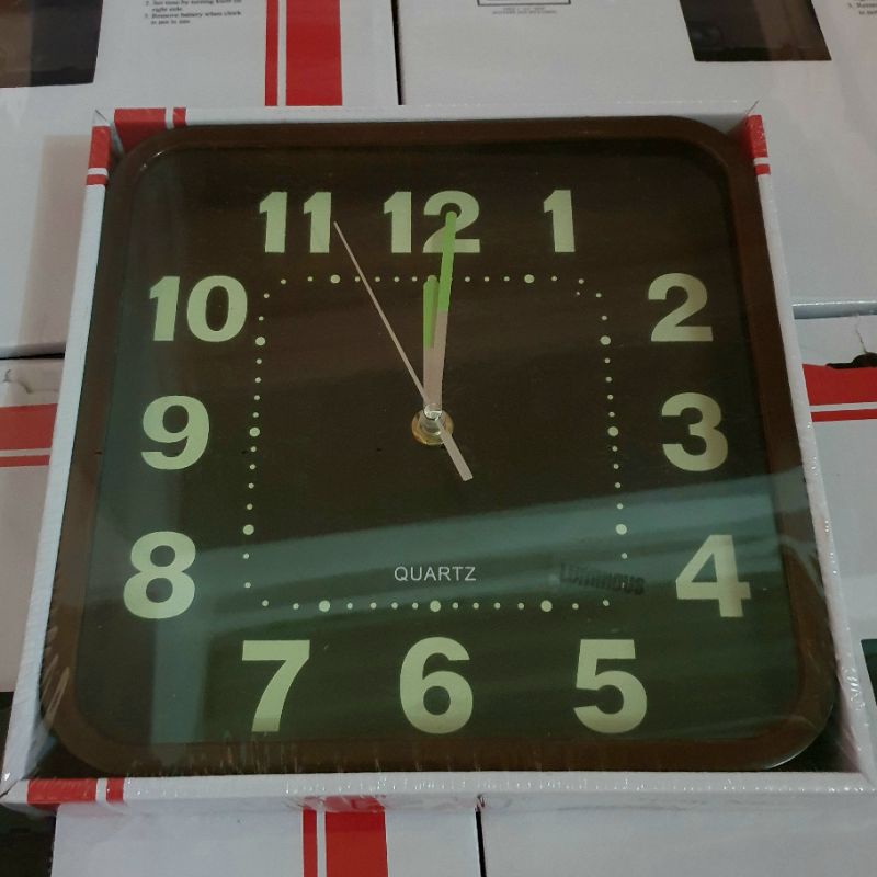 QUARTZ Luminous Square Wall Clock (9inches) | Shopee Philippines