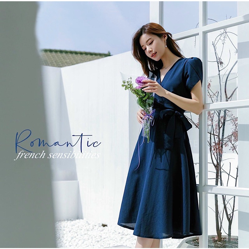 Midi dress, street dress, 3 colors, blue and black, lotus sleeves (with ...