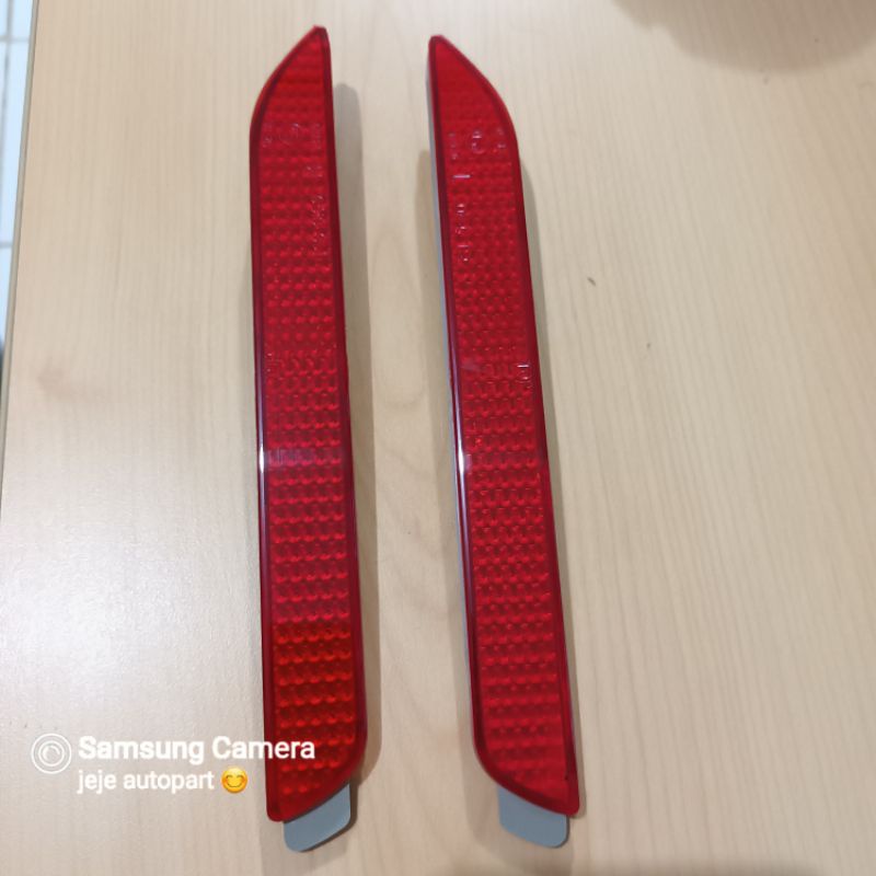 MATA Cat Eye Reflector Rear Bumper Reflector innova 2005-2015 fortuner ...