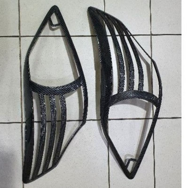 Grand Innova 2012-2015 carbon headlight garnish. | Shopee Philippines