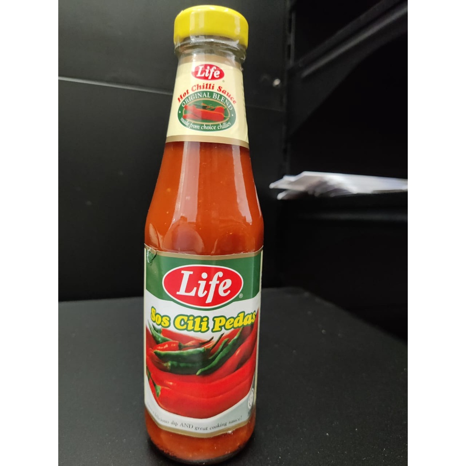 LIFE HOT CHILLI SAUCE 320G | Shopee Philippines