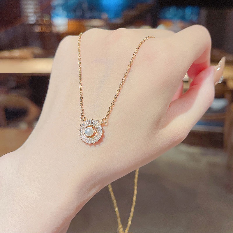 Shuling Fashion Simple Zircon Sunflower Pendant Necklace Titanium ...