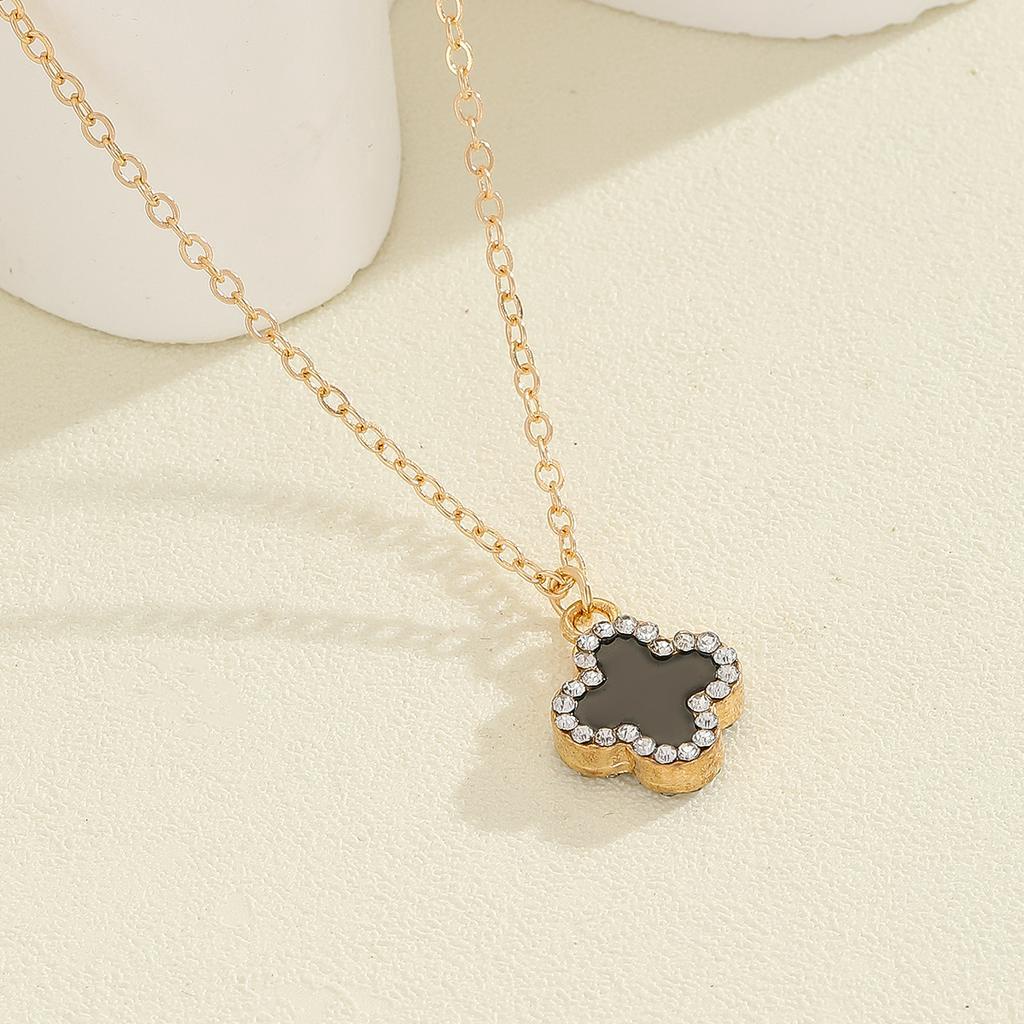 1 Piece Simple Four-Leaf Clover Sweater Chain Women Autumn Winter ...