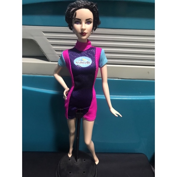 2007 seaworld trainer barbie doll clothes only | Shopee Philippines
