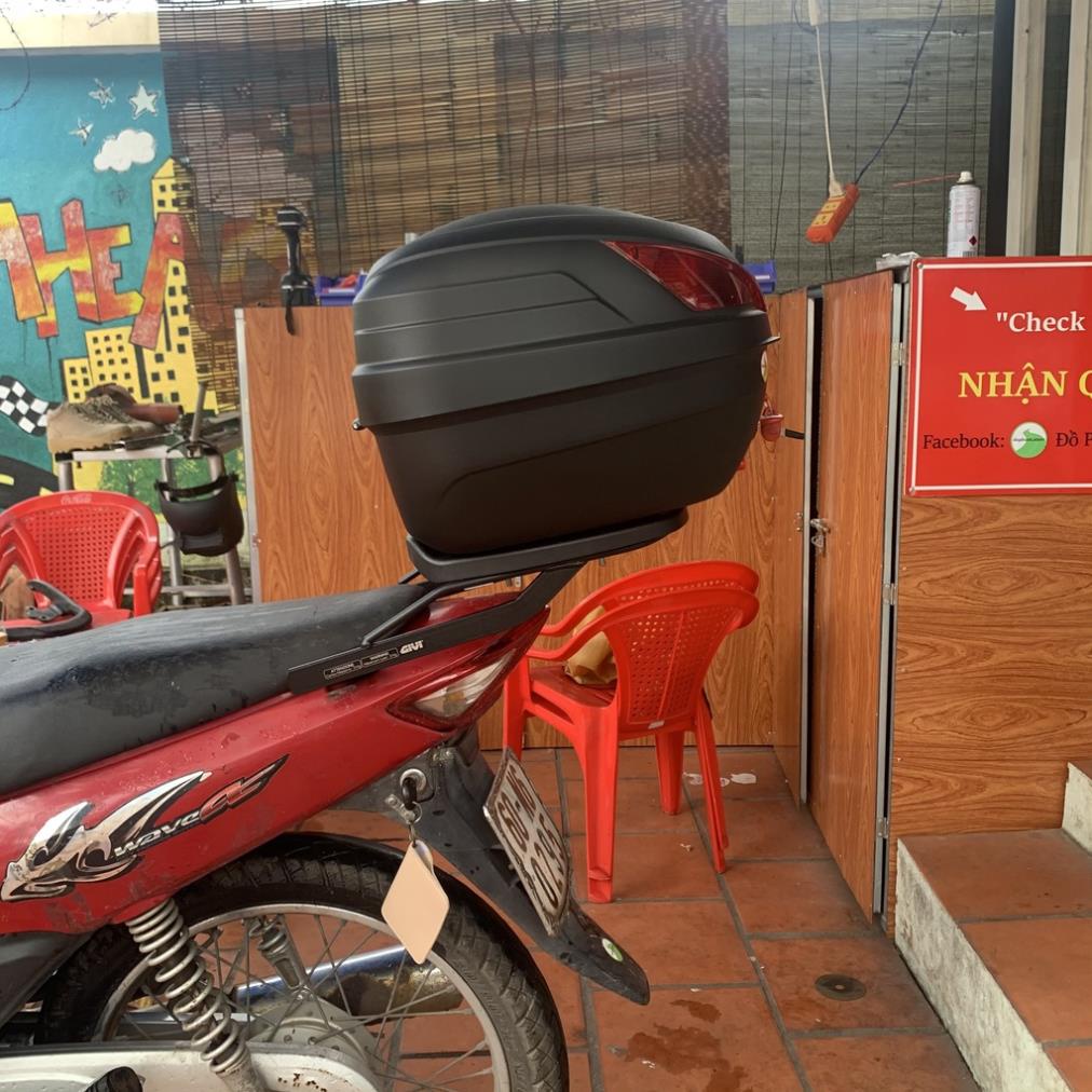 Wave 100 on Givi B27N box and Givi MV baga [Genuine product] | Shopee ...