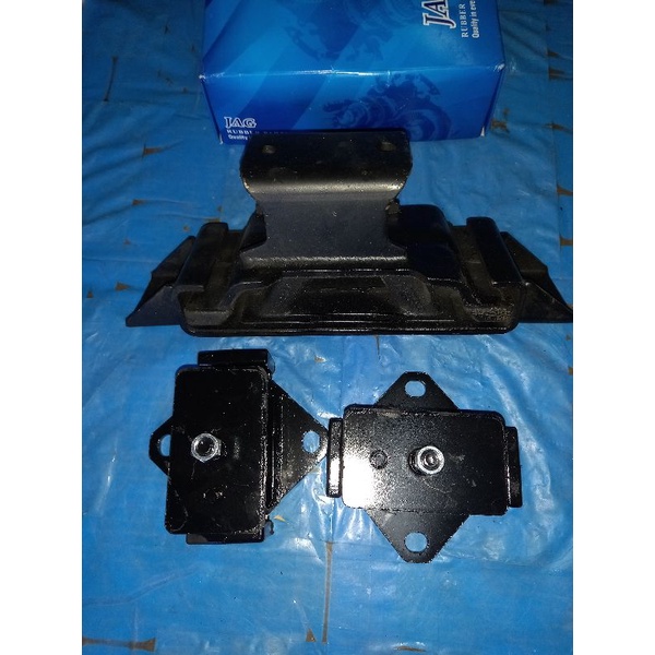 Engine Support ; Automatic Transmission Mitsubishi Strada Triton 4WD ...