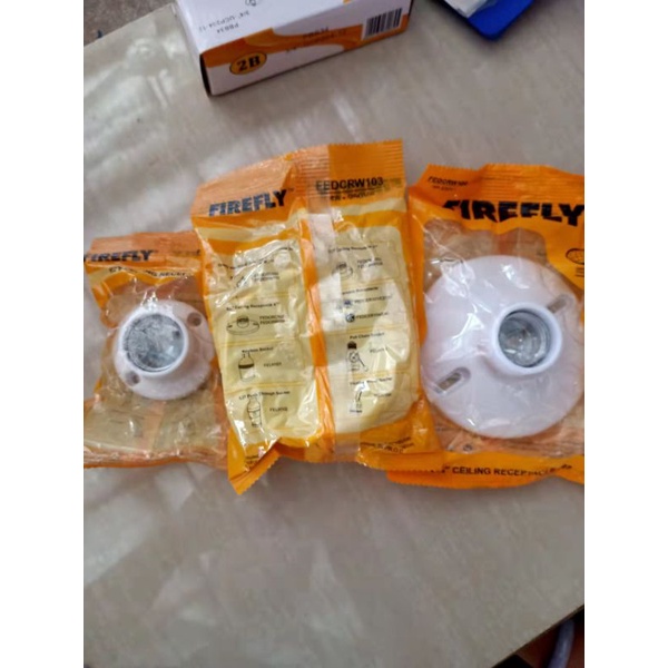 firefly.Receptacle.size 2 1/4.3 1/2.4 1/4 | Shopee Philippines