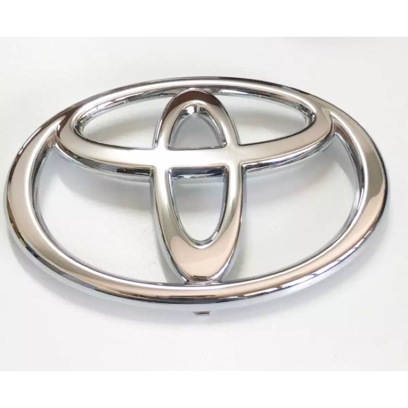 Toyota Fortuner and Toyota Hilux 2004-2012 Grille Emblem - Toyota Auto ...