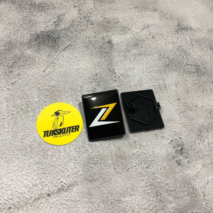 Piaggio X Zelioni Vespa Matic Sprint Prima Gts S Lx 3D Tie Emblems ...