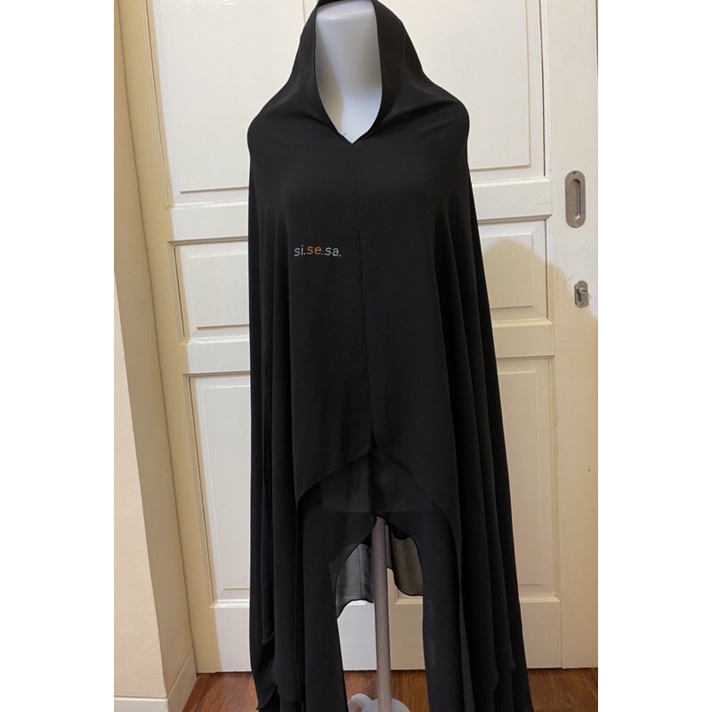 Preloved Khimar sisesa black / Khimar sisesa preloved / Khimar sisesa ...