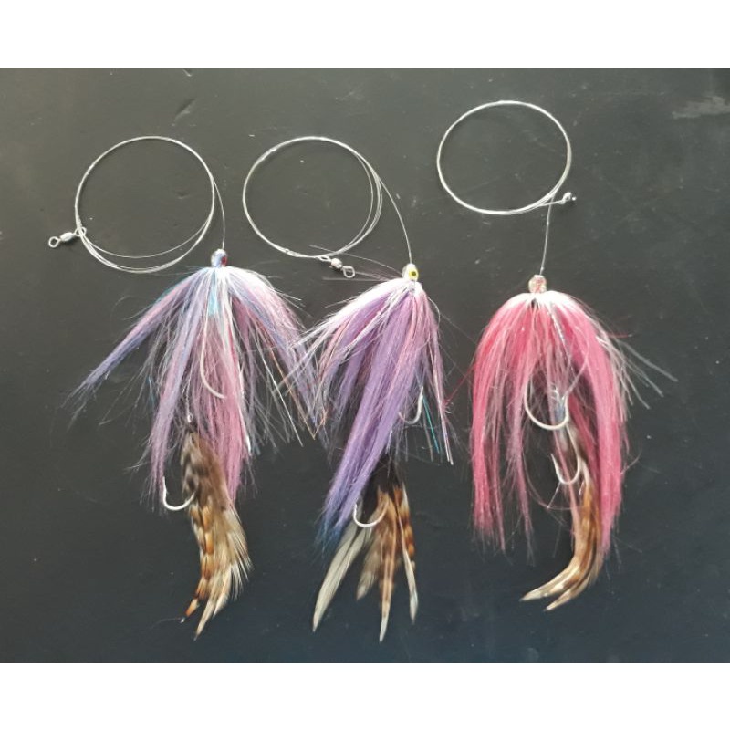 Ready to use traditional fishing lure with bulik feather per piece ...