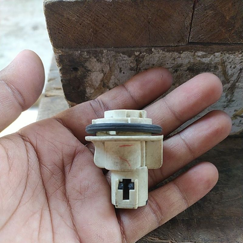 Innova 2012 2013 2014 2015 Headlight Turn Signal fitting Socket ...