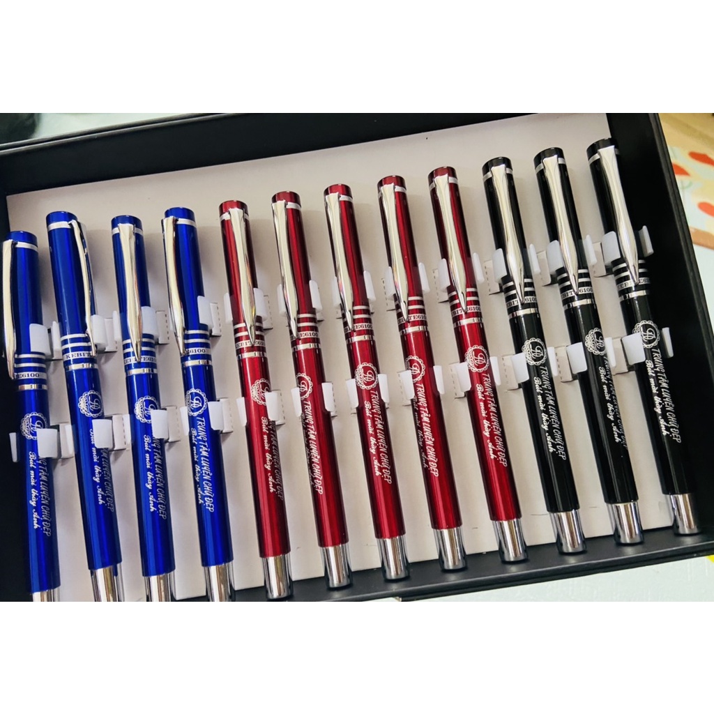 Master Anh's beautiful handwriting pen 6100 sharpened nibs, beautiful ...