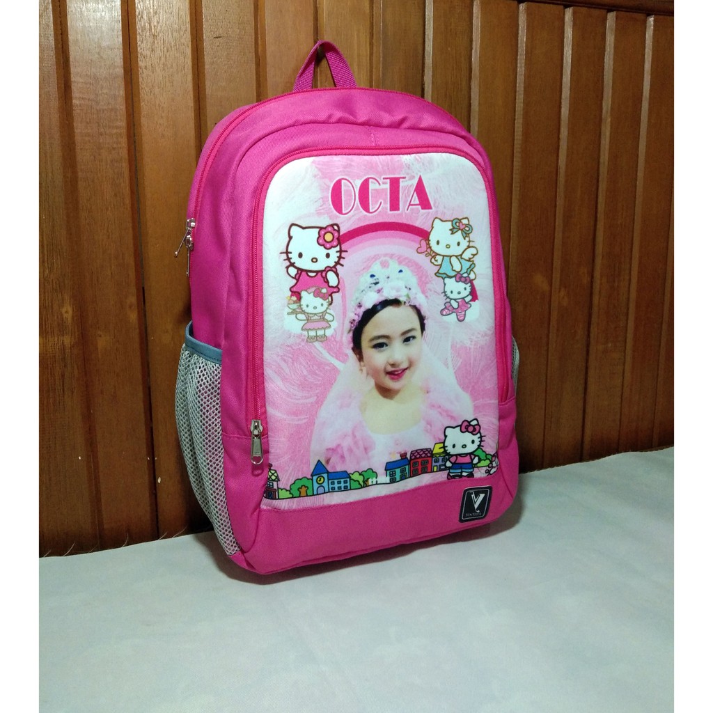 Children Use Photos, Name, Character Hello Kitty Elementary School ...