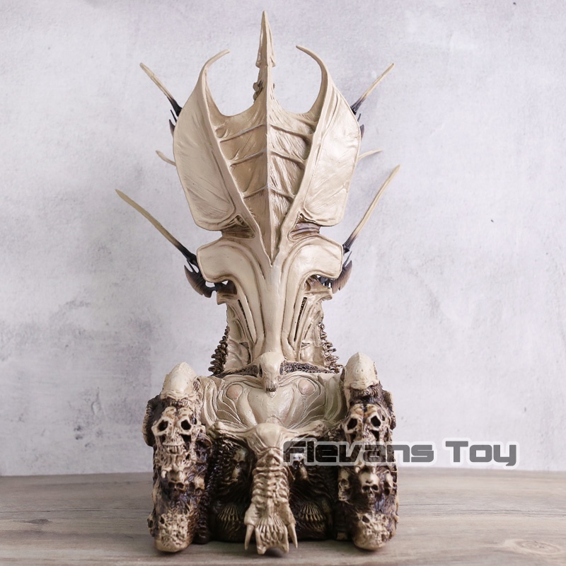 NECA Predator Clan Leader Predator THRONE Diorama Element Statue Figure ...