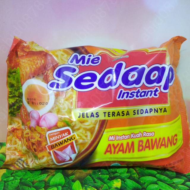 Instant Sedaap Noodles with Chicken and Onion Flavored Soup with Onion ...