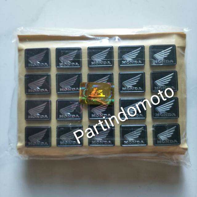 Honda wing logo emblem on rear shell and speedometer cover ORIGINAL AHM ...