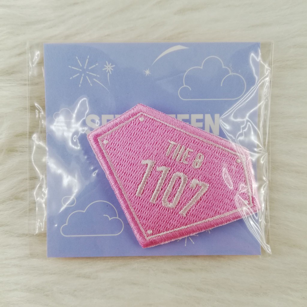 Seventeen Caratland Carat land Official MD Goods Wappen Brooch Sticker ... Seventeen Caratland Carat land Official MD Goods Wappen Brooch Sticker ...