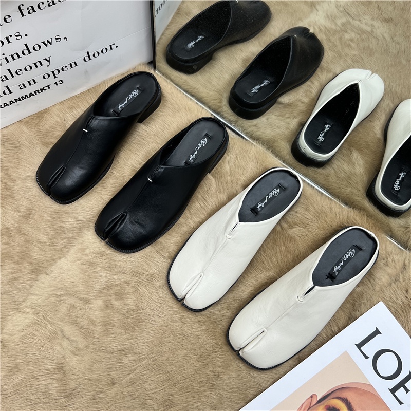 Influencer Ahxige Same Style British Split Toe Small Leather Shoes ...