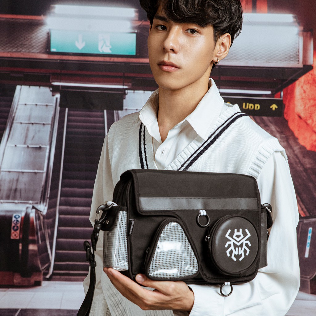 Solid Messenger Bag Unisex Streetwear Reflective Shoulder Bag | Shopee ...