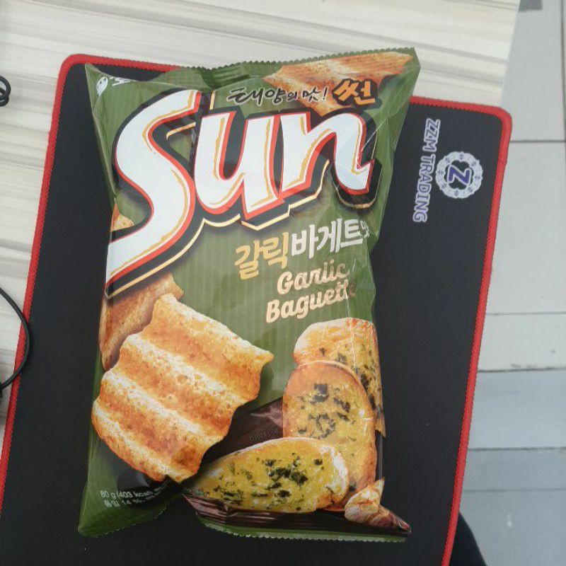 Orion Sun Chips Hot & Spicy / Garlic Baguette / Jalapeno Cheddar 80g | Shopee Philippines